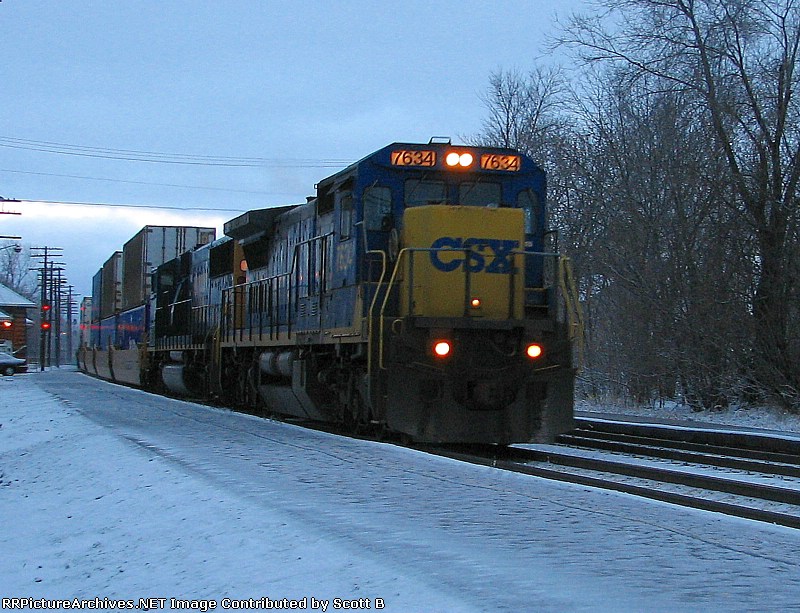 CSX 7634 Q1 first train of the day 8:00 am